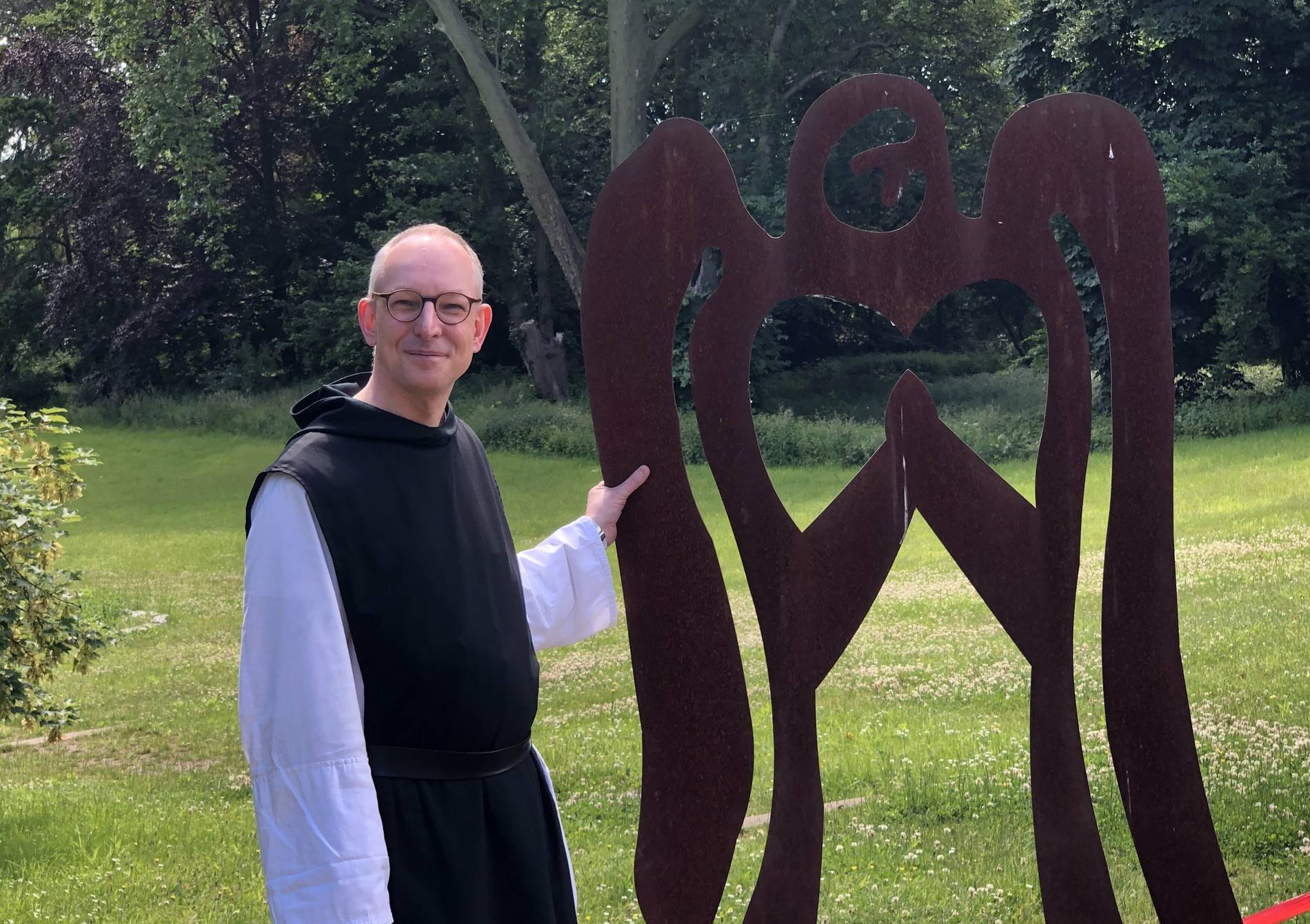 Dreimal Schröder am Kloster: Die Corona-Blume