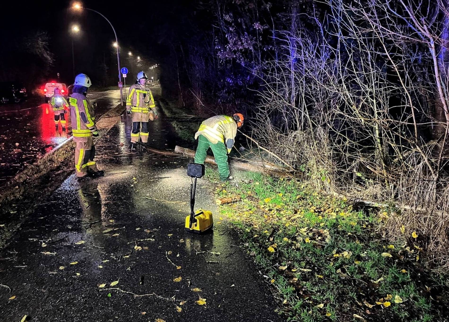 Sturm „Louis“ beschäftigt auch die Grevenbroicher Wehr