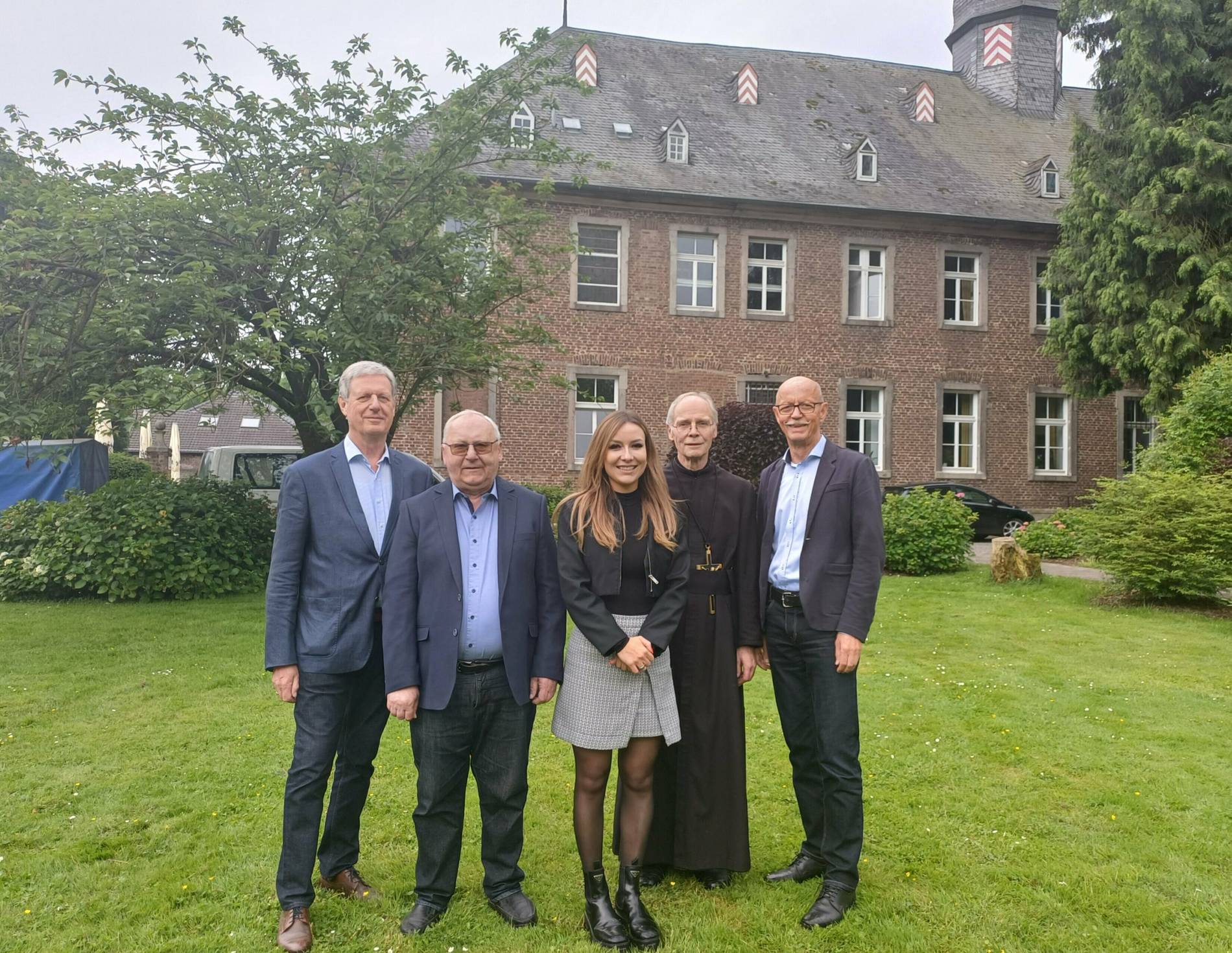 Großzügige Spende für das Nikolauskloster